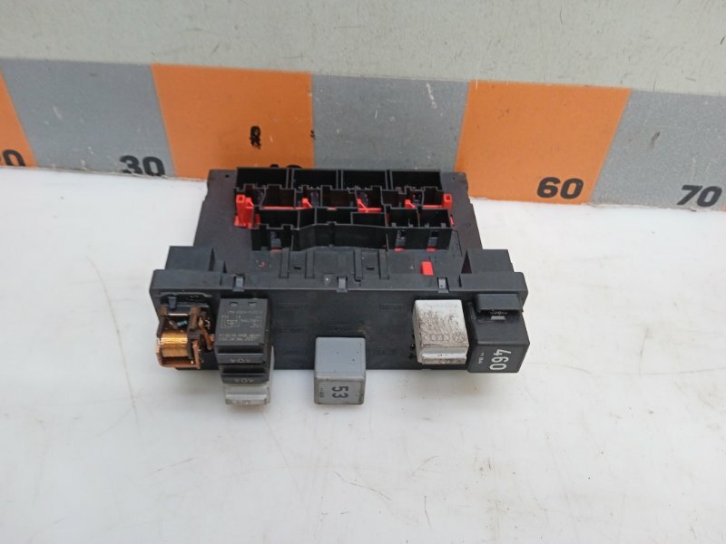 Б/У с дефектом, Фольксваген Пассат Б6 Блок управления бортовой сетью Volkswagen Passat 2007 B6, 3C2, 3C5 278493 VAG арт. 3C...