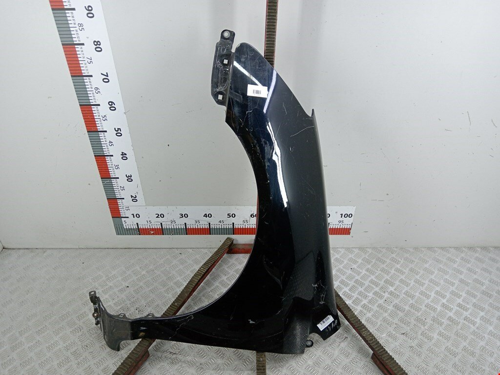 Крыло переднее левое Honda Civic 7 60261S6A000 арт. 2171464