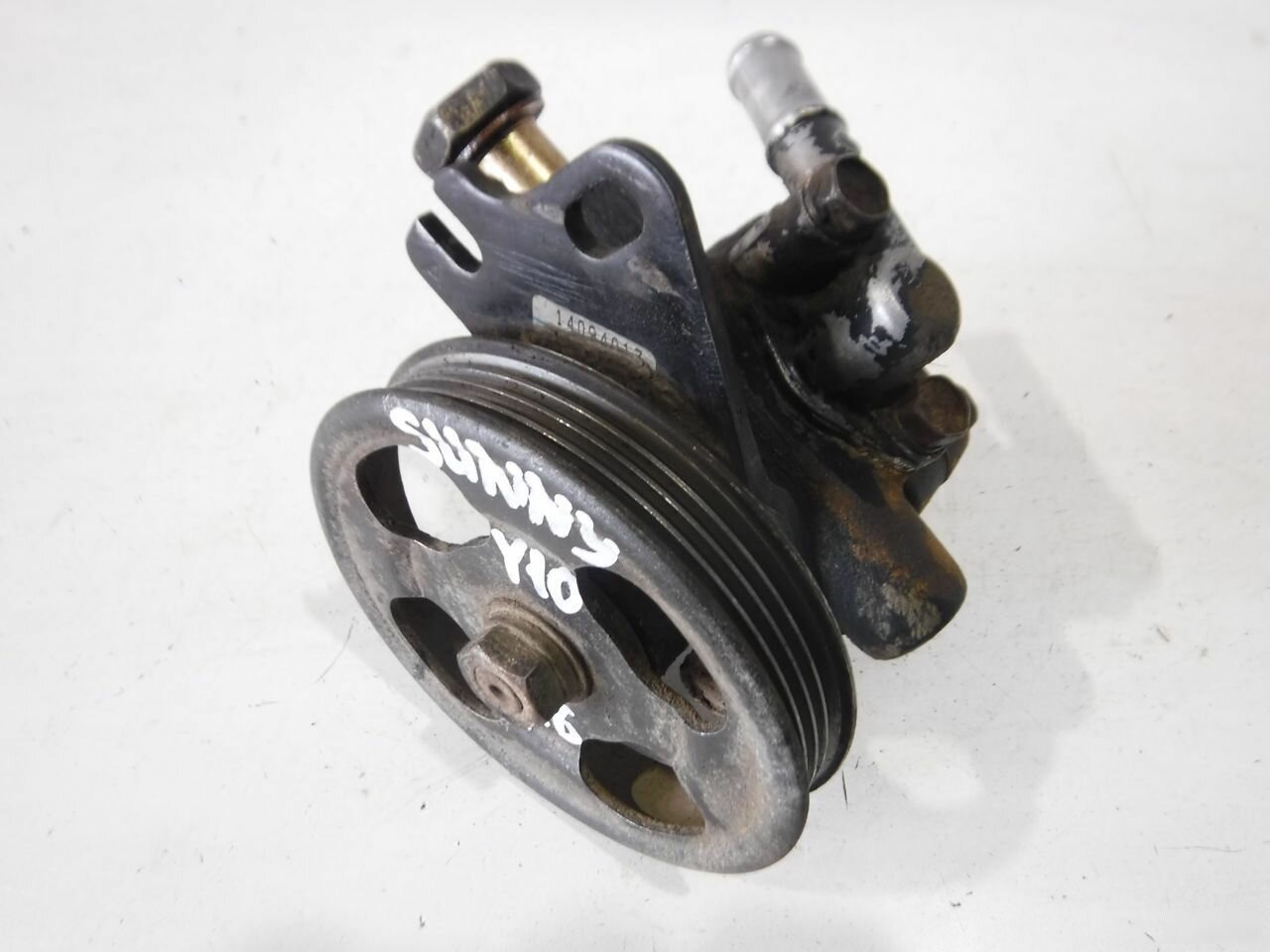 Насос ГУР Nissan Sunny Y10 (1990—2000) 4911052Y00