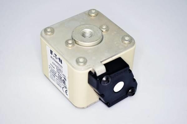 Предохранитель BUSSMANN 170M5462 быстродействующий с характеристикой AR, 630А, 690В AC, 2BKN/50, 1 шт