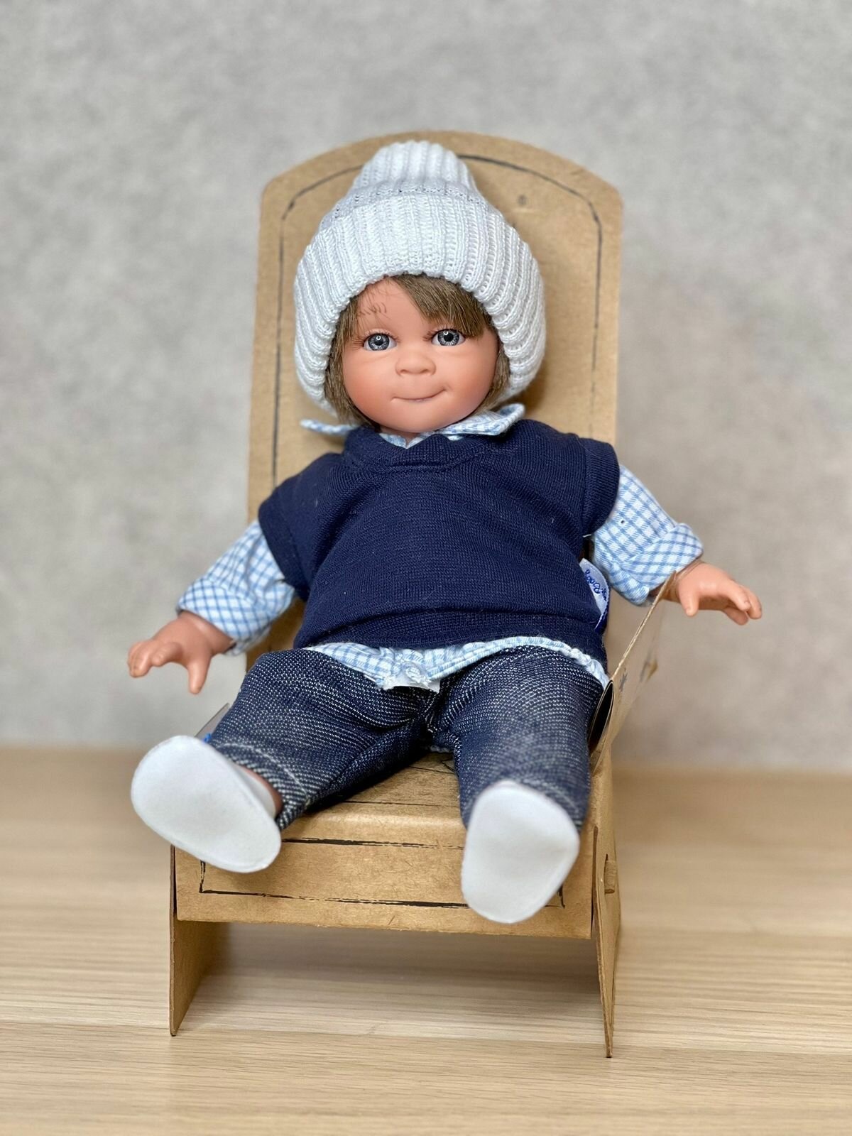 Кукла для девочки мягконабивная 28 см Гестито (10002)