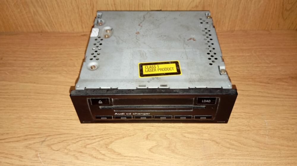 CD-Changer Audi A4 B6 — фото 1