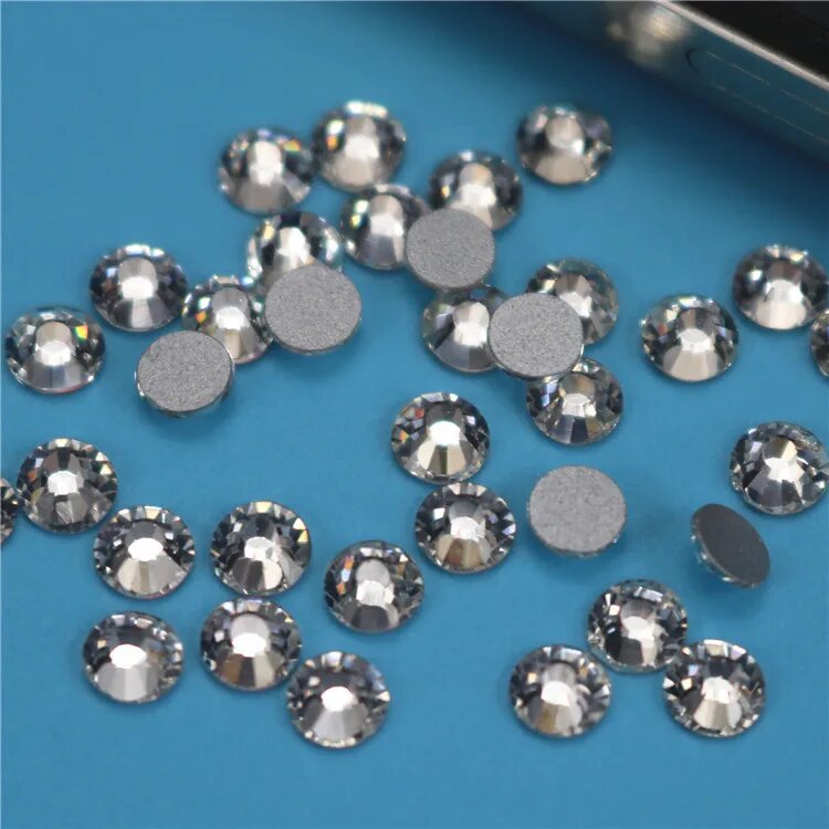 Стразы стекло Crystal серебряный SS3-1440шт