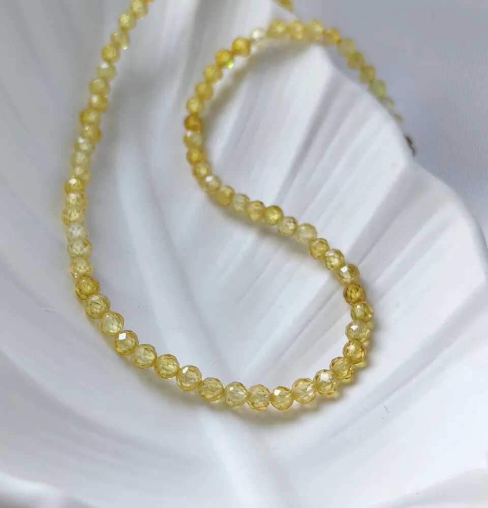 Бусы, циркон