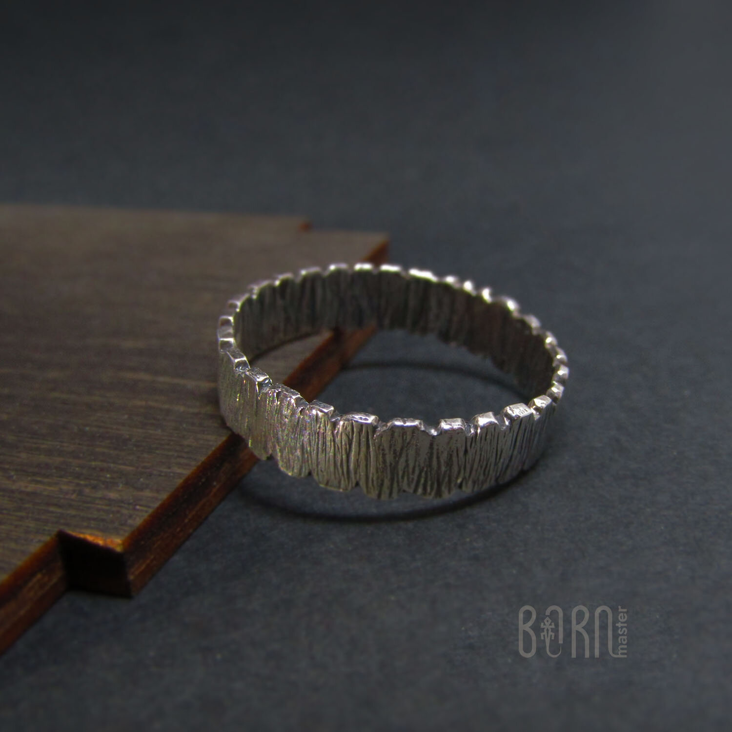 Кольцо тонкое, серебро, 925 проба, чернение