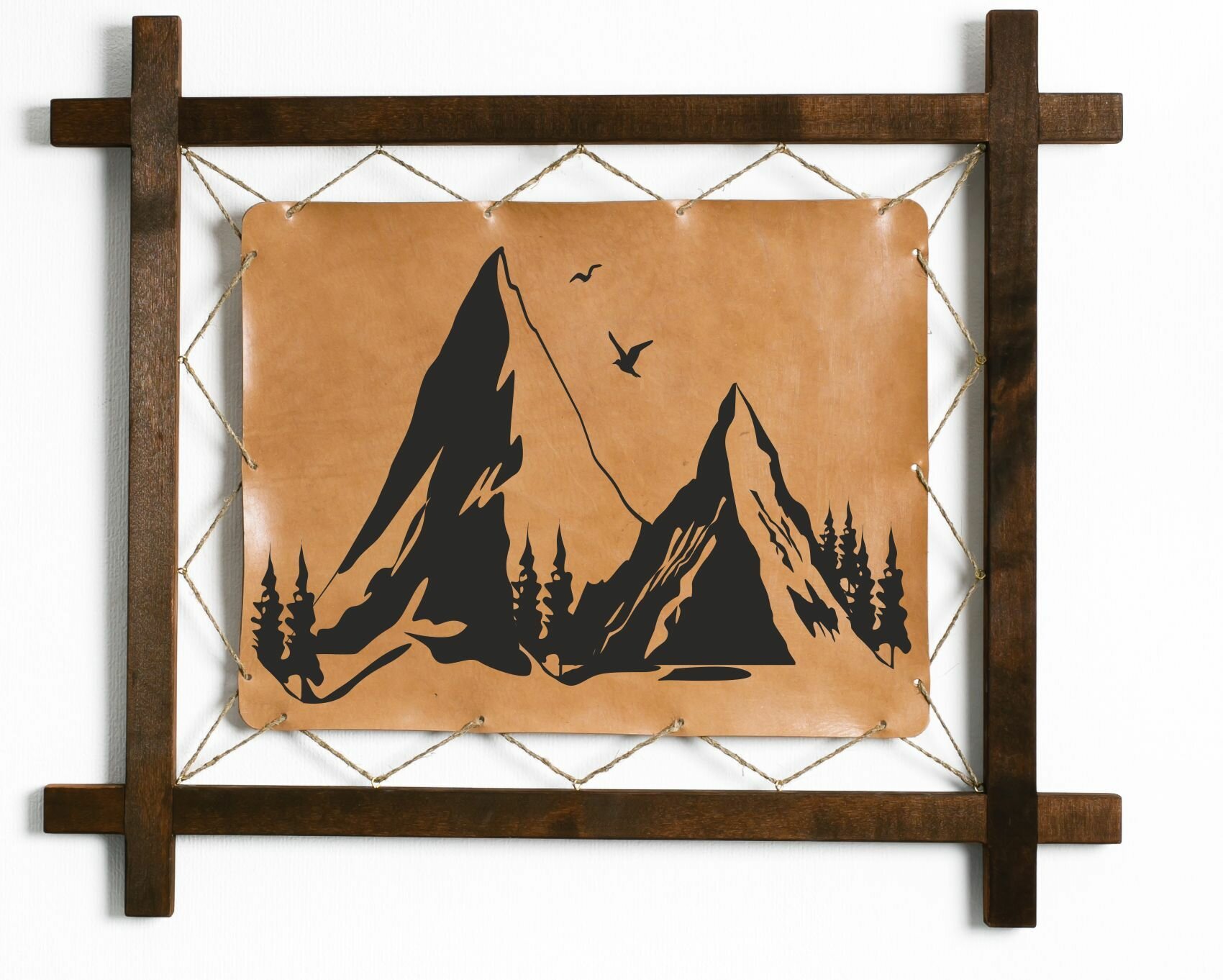 Картина интерьерная из кожи "Горы", BoomGift