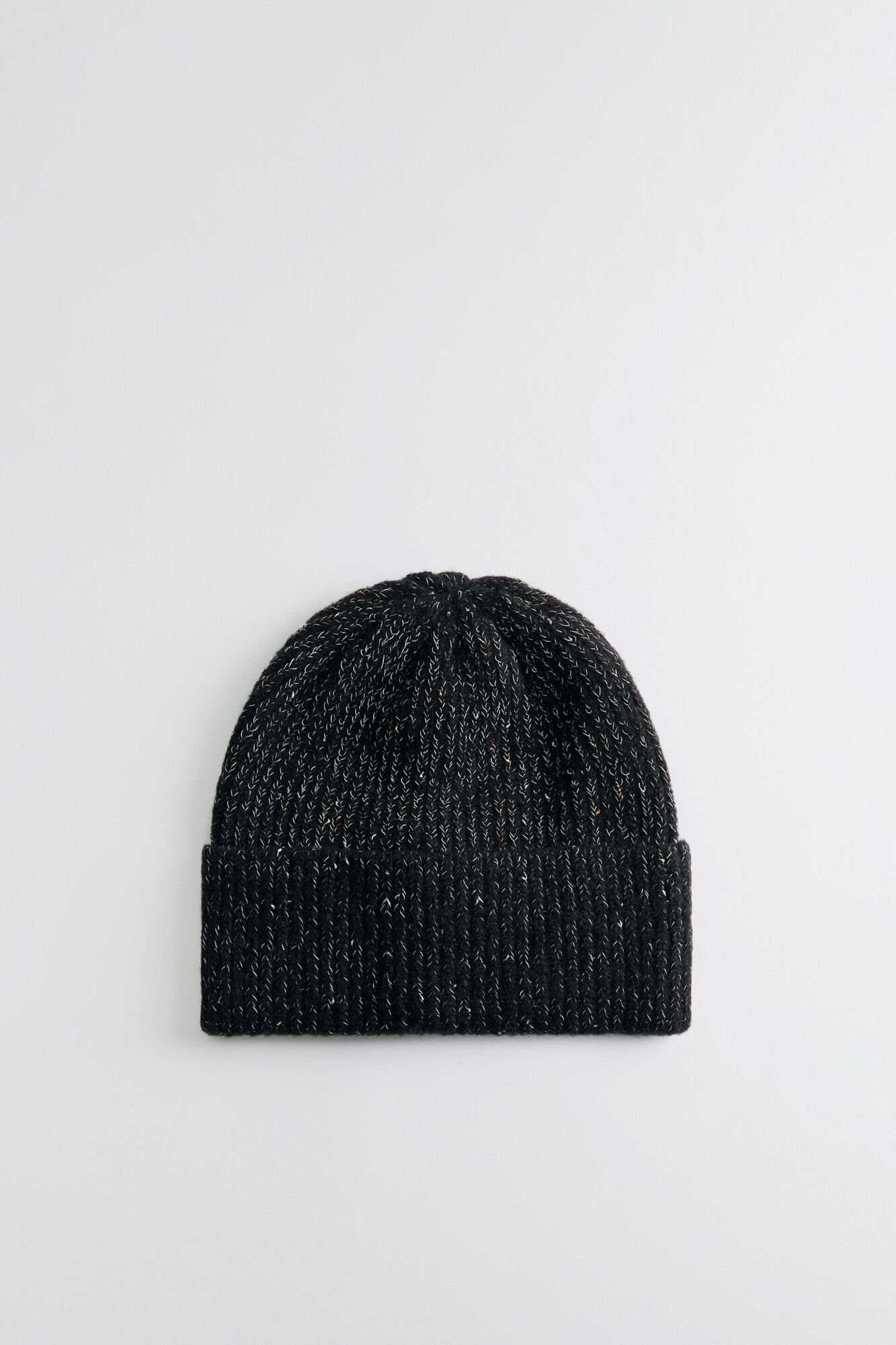 Шапка-бини для женщин