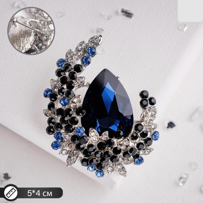 Брошь, стразы