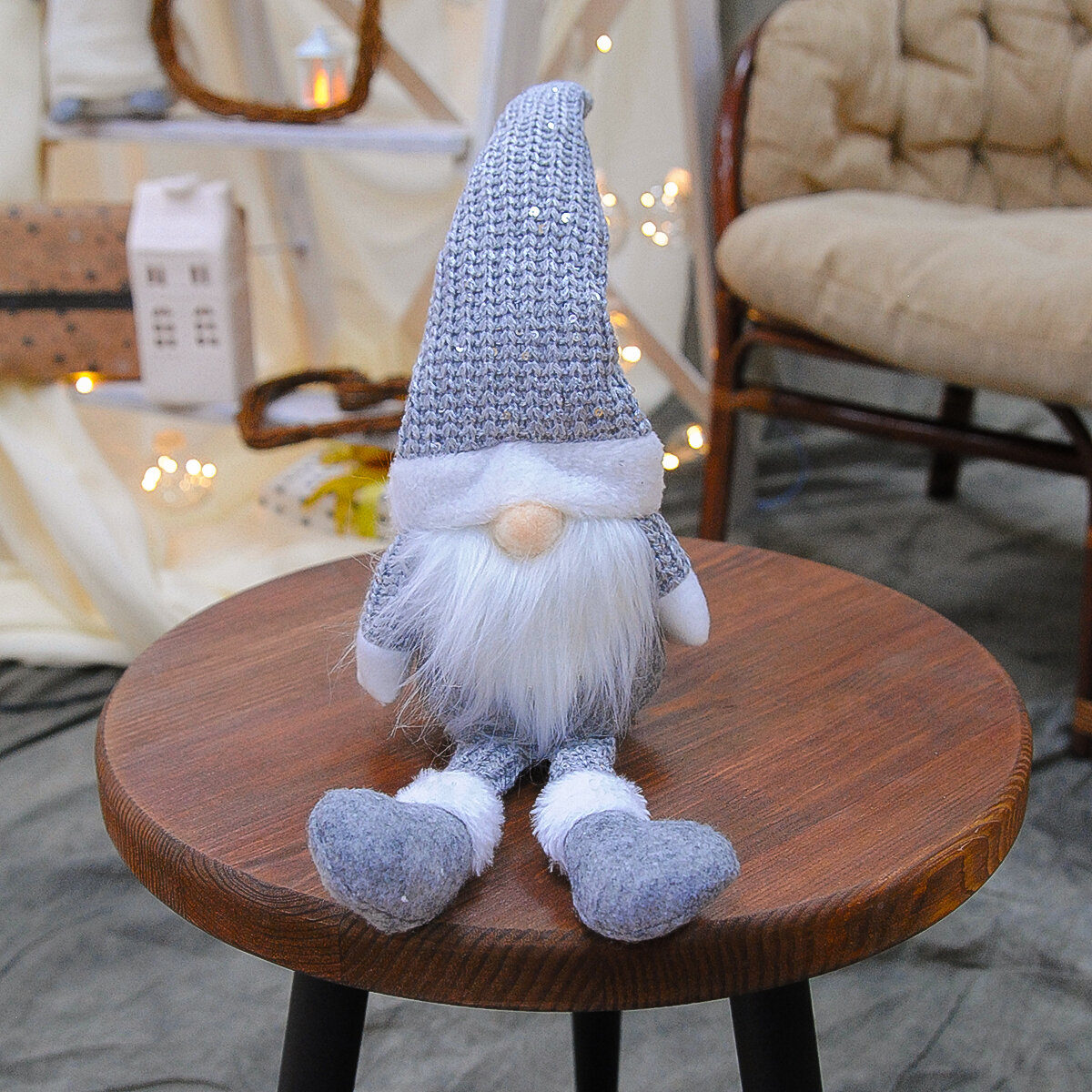 Гном новогодний, крупняшка с короткими ножками