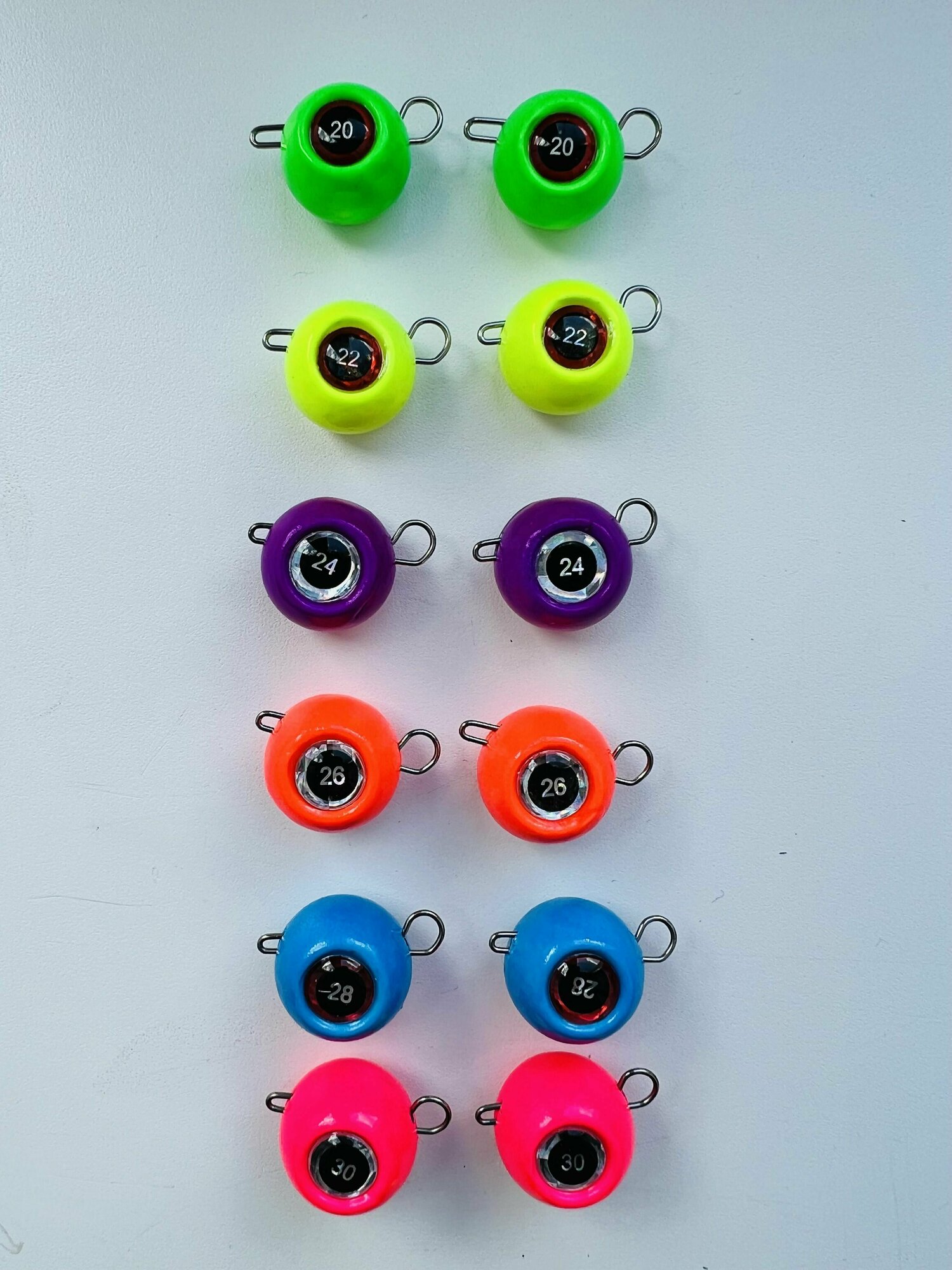 Набор крашеных разборных чебурашек "ШАР" люминофор