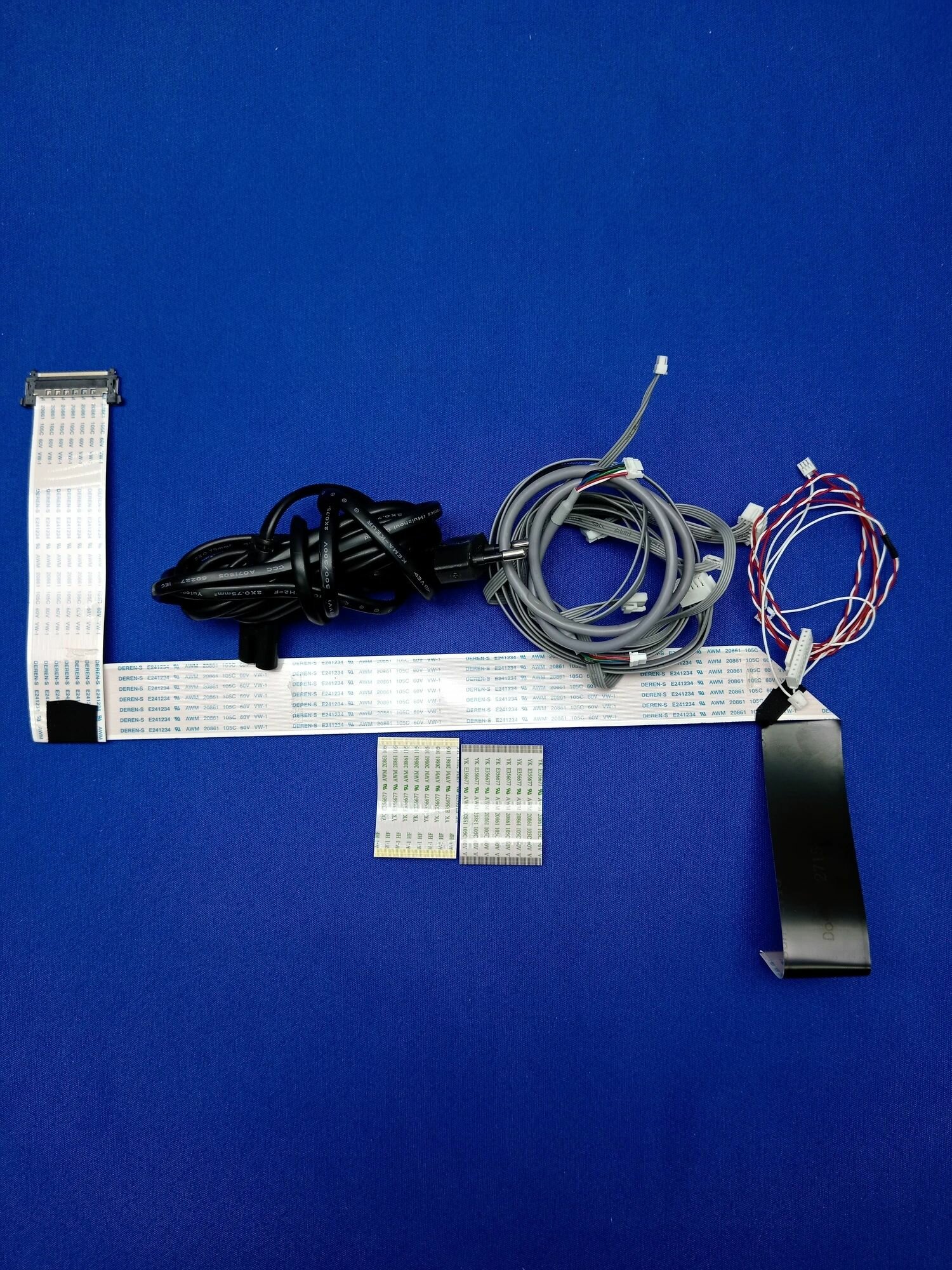 LVDS + Кабель питания 2pin Комплект для T43Usm5200 Lcd Телевизор LVDS Кабель (Для соединения ЖК панели с T-Con или MAIN) арт. 13341