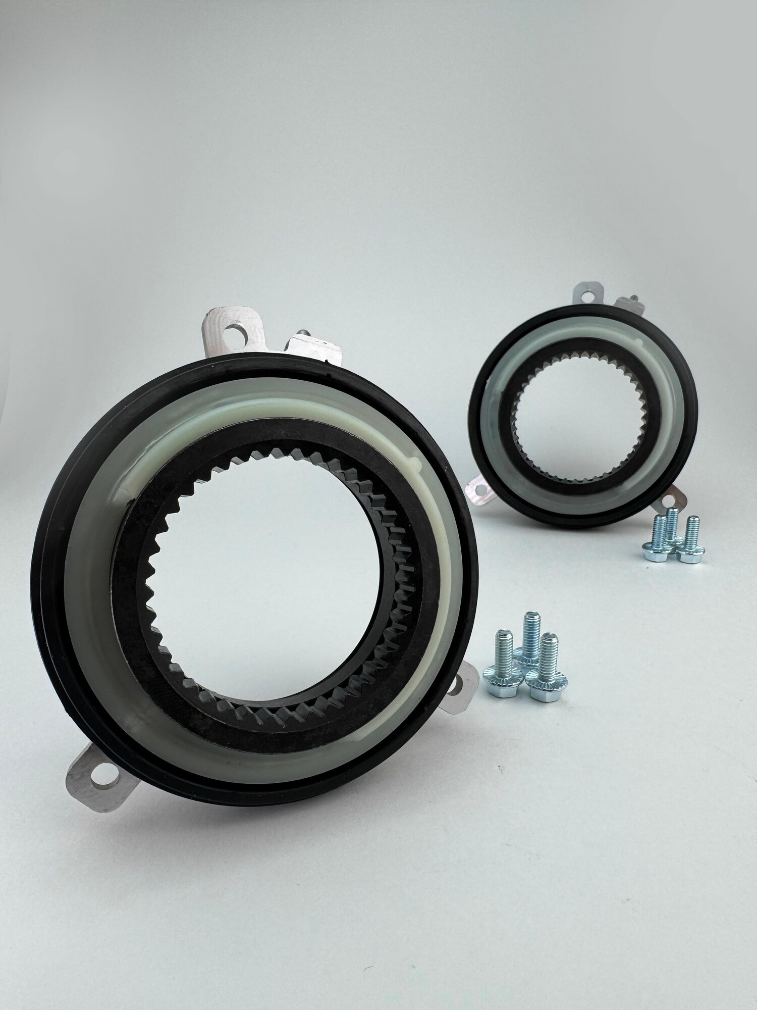 2 штуки. Муфта включения полного привода ХАБ 4151009100. Подключения переднего привода HUB. Для Ssang Yong Actyon, Kyron.