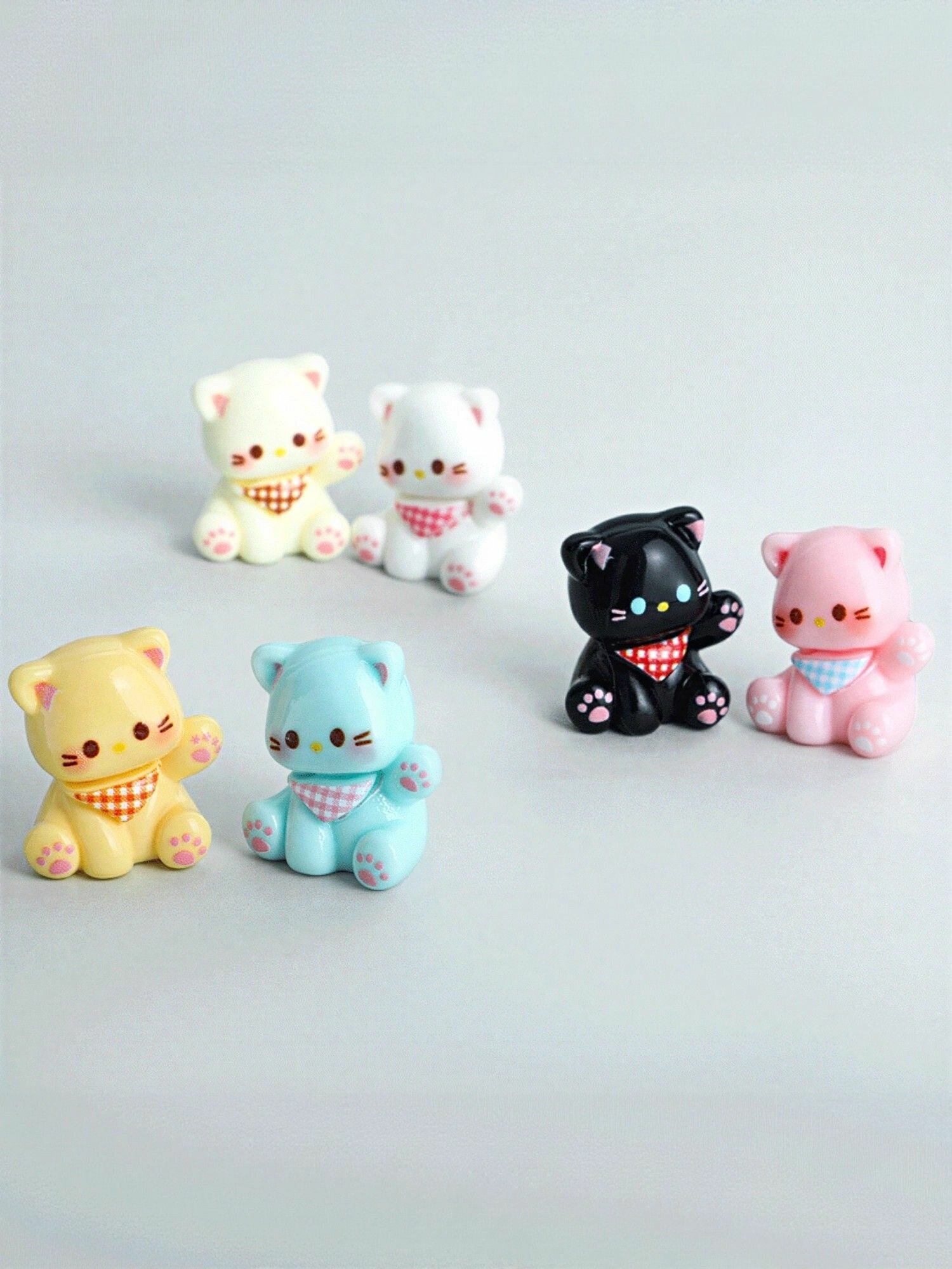 Мини фигурки Котята (2,1см) 5шт
