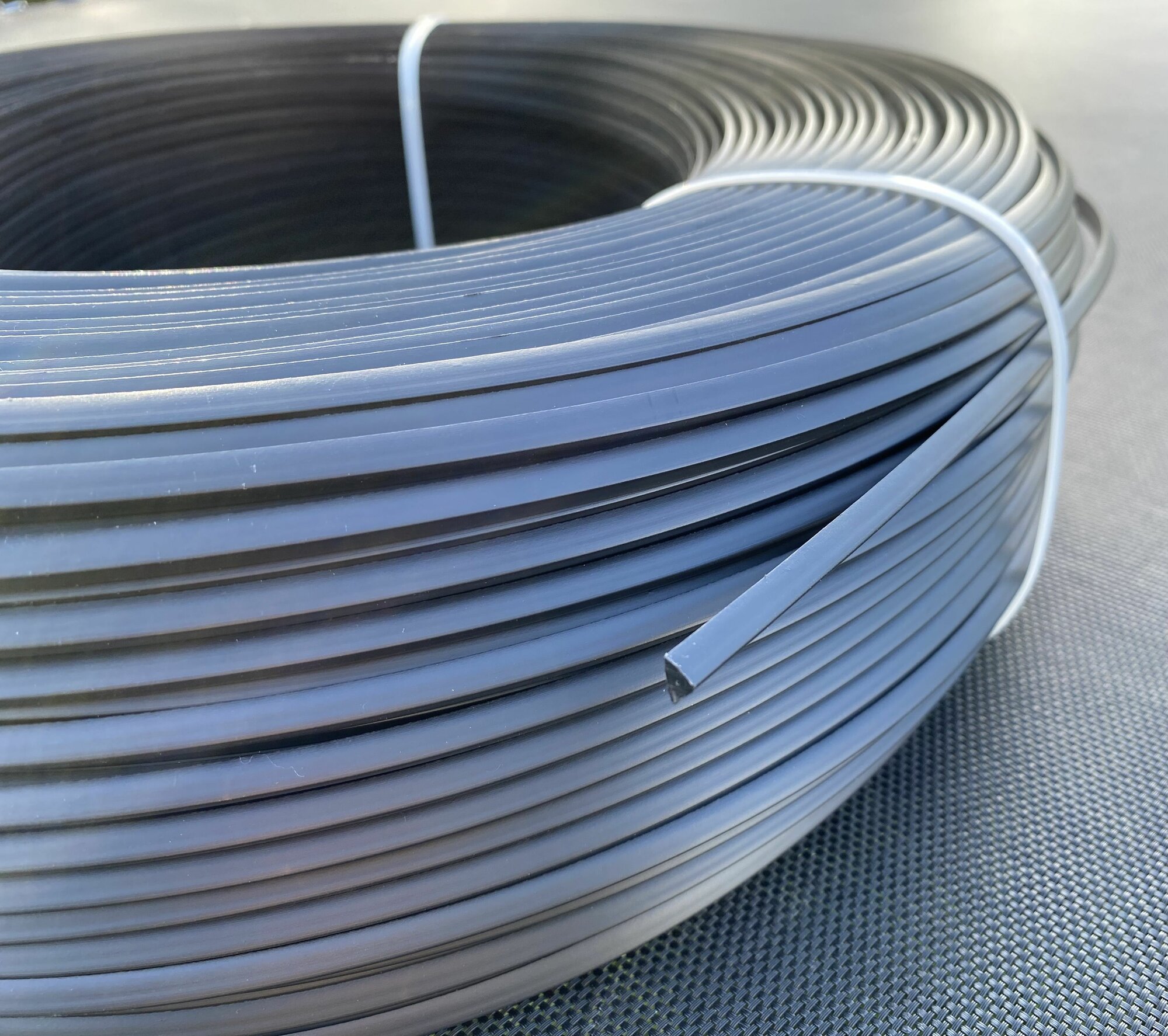 Пруток ПП 5*5*7 мм 30 метров черный полипропиленовый ПП (РР) сварочный треугольный для сварки пластика