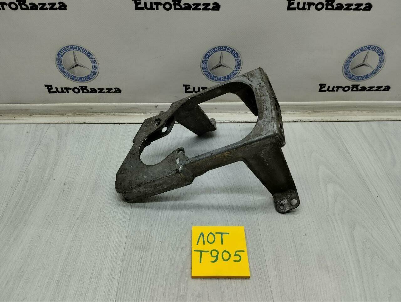 Кронштейн механизма ручника Mercedes W211 A2114270841