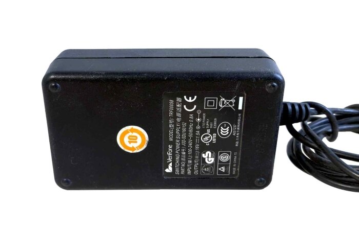 Блок питания внешний VeriFone TRF00058 JOD-SDU160152 16V 1.5A