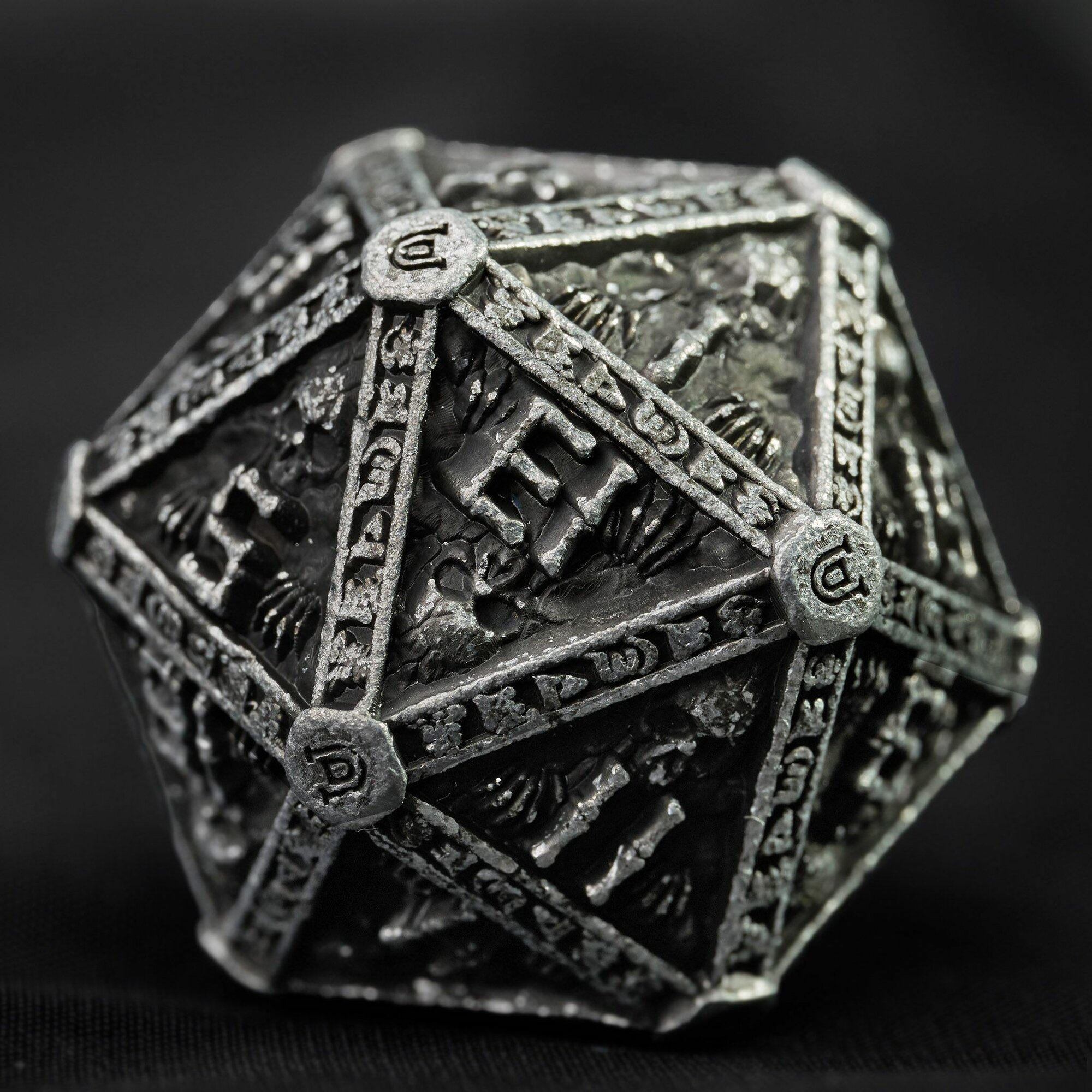 Кости игральные металлические для Dungeons & Dragons, кубики метал для DnD и настольных ролевых игр (дайсы ДнД) 7 шт.