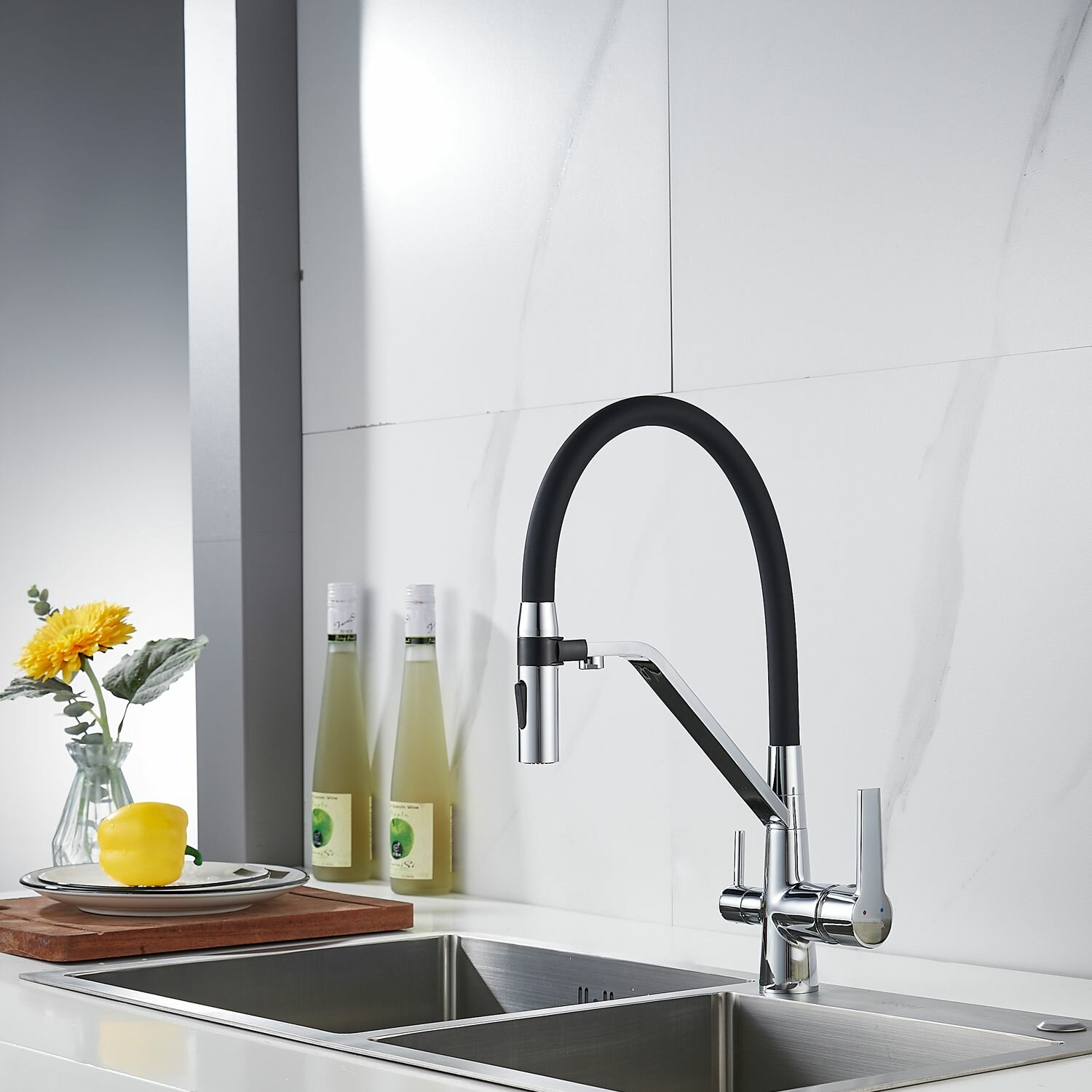 Смеситель для кухни Shevanik с гибким изливом, с выдвижным 2-х режимным аэратором, с возможностью установки фильтра питьевой воды, хром