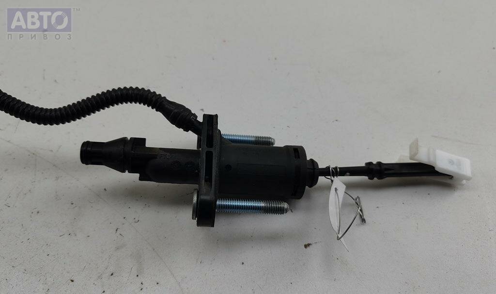 Цилиндр сцепления главный Opel Insignia A (2008-2017)