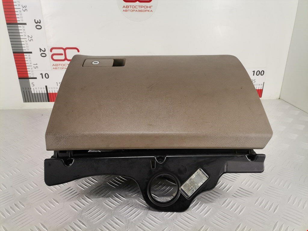 Бардачок (вещевой ящик) Volkswagen Passat 6 3C1857101H арт. 1431926
