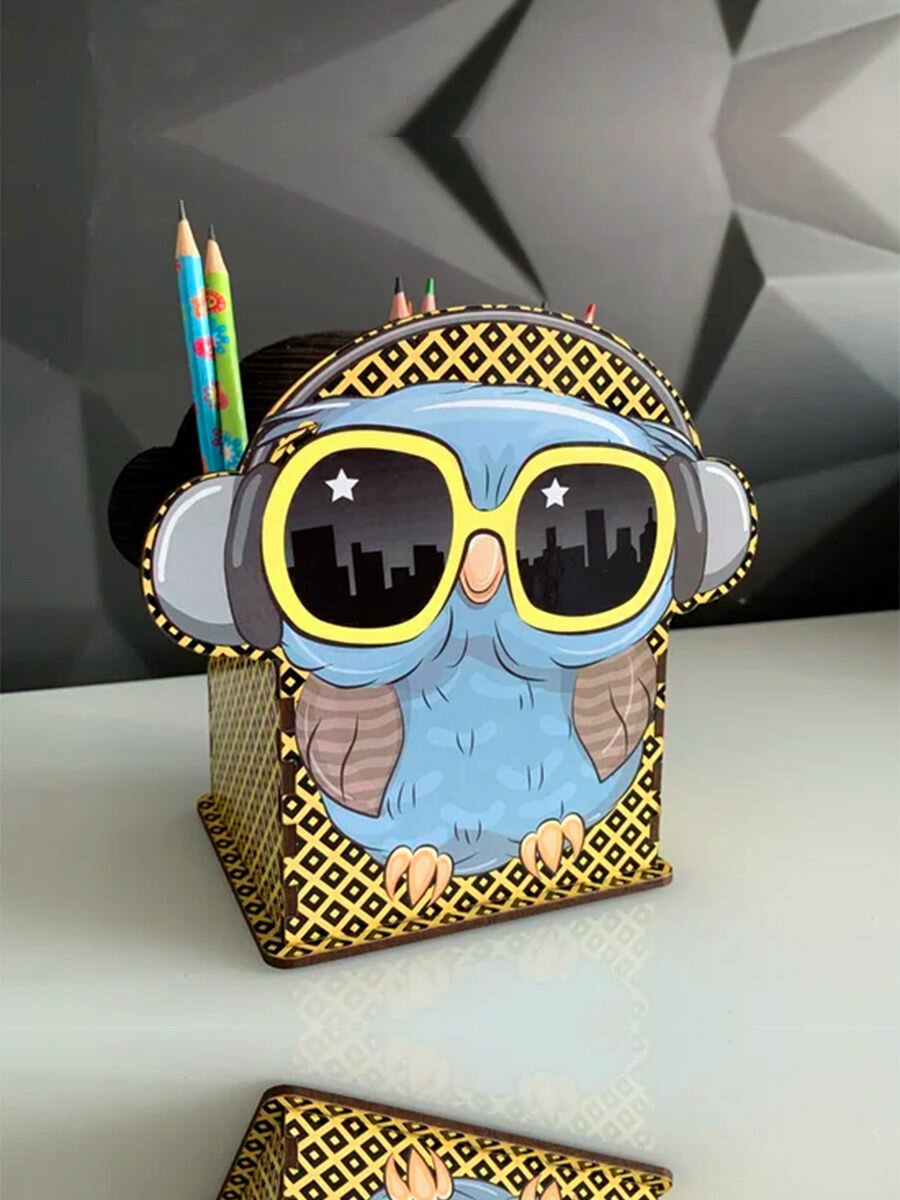 Подставка канцелярская "Модный совенок"