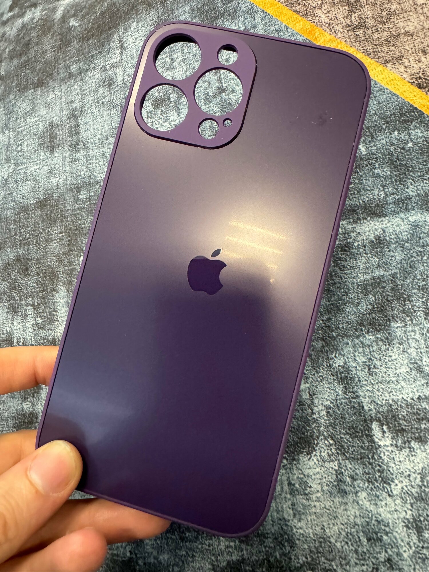 Чехол MyPads Log для iPhone 14 Pro Max пластиковая крышка c защитой камеры и логотипом матовый фиолетовый MyPads