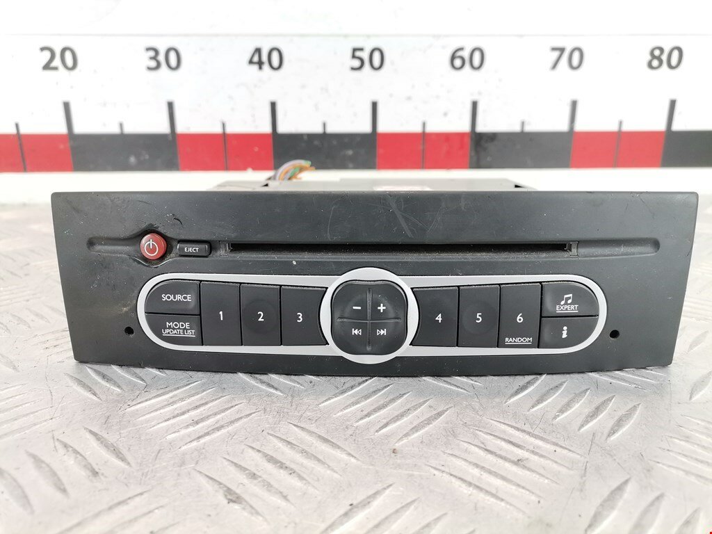 Магнитола Renault Laguna 2 8200607909 арт. 1396406