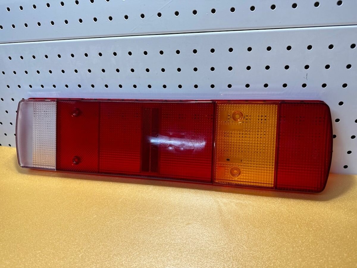 Стекло фонаря заднего VOLVO SCANIA FH FM 5-series левое/правое 7-секций вольво скания