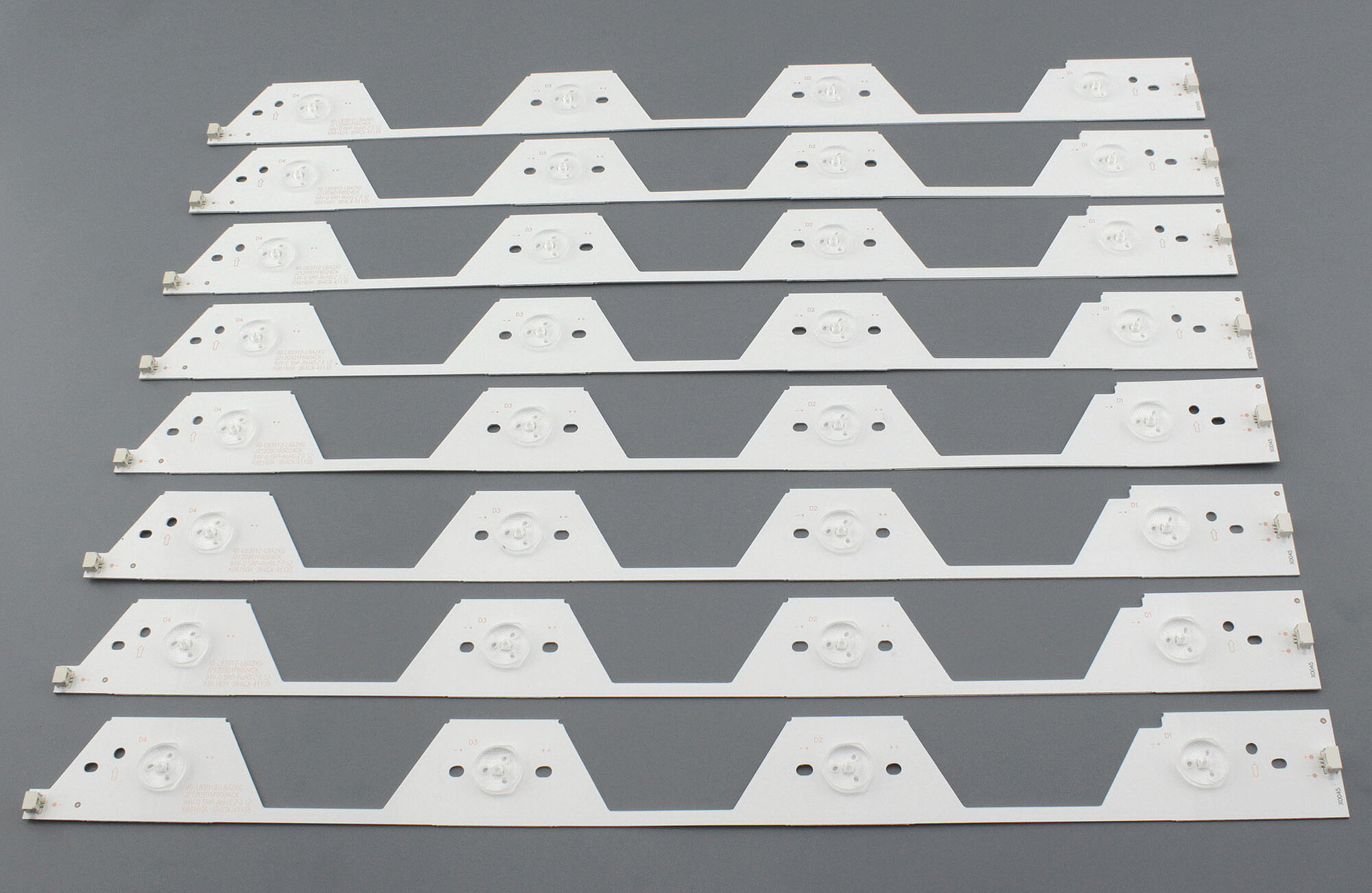 LED подсветка (светодиодная планка) для телевизора TV 39-40" LB3910-LBA2XG, комплект 8 шт