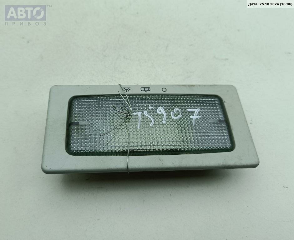 Фонарь салонный (плафон) Seat Ibiza (1999-2002)