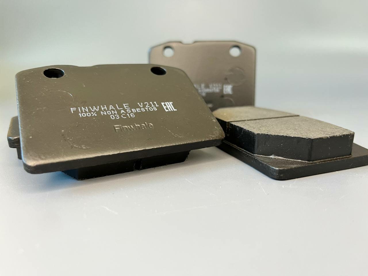 Колодки тормозные ВАЗ-2101 передние (4шт.) FINWHALE V211