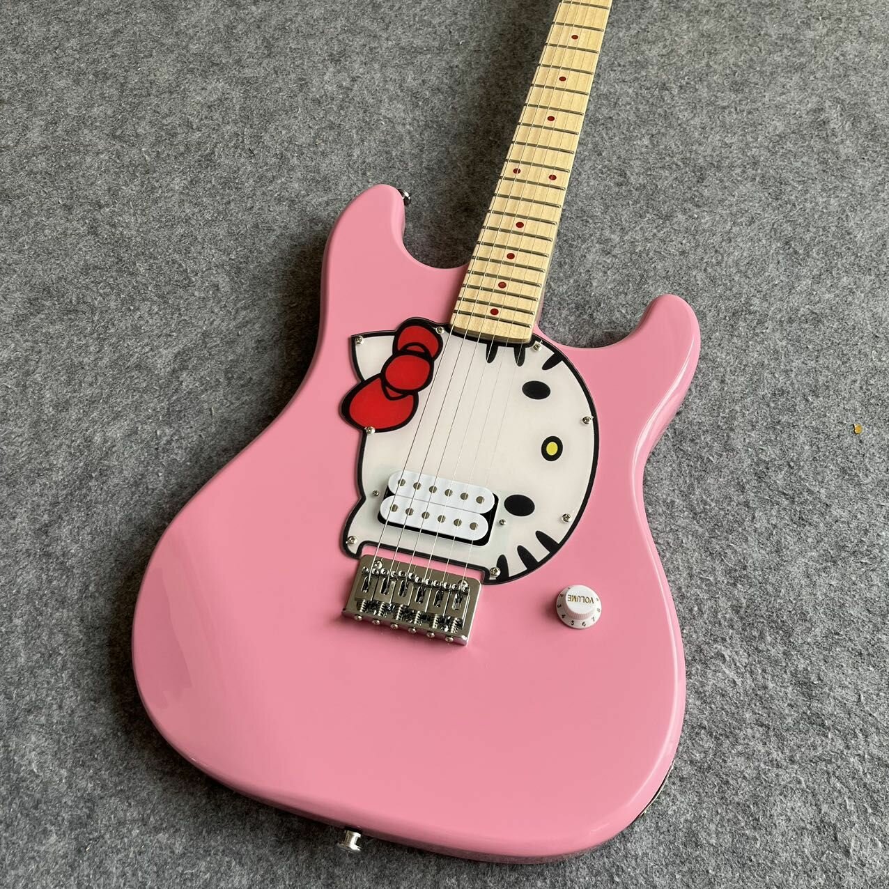 Электрогитара