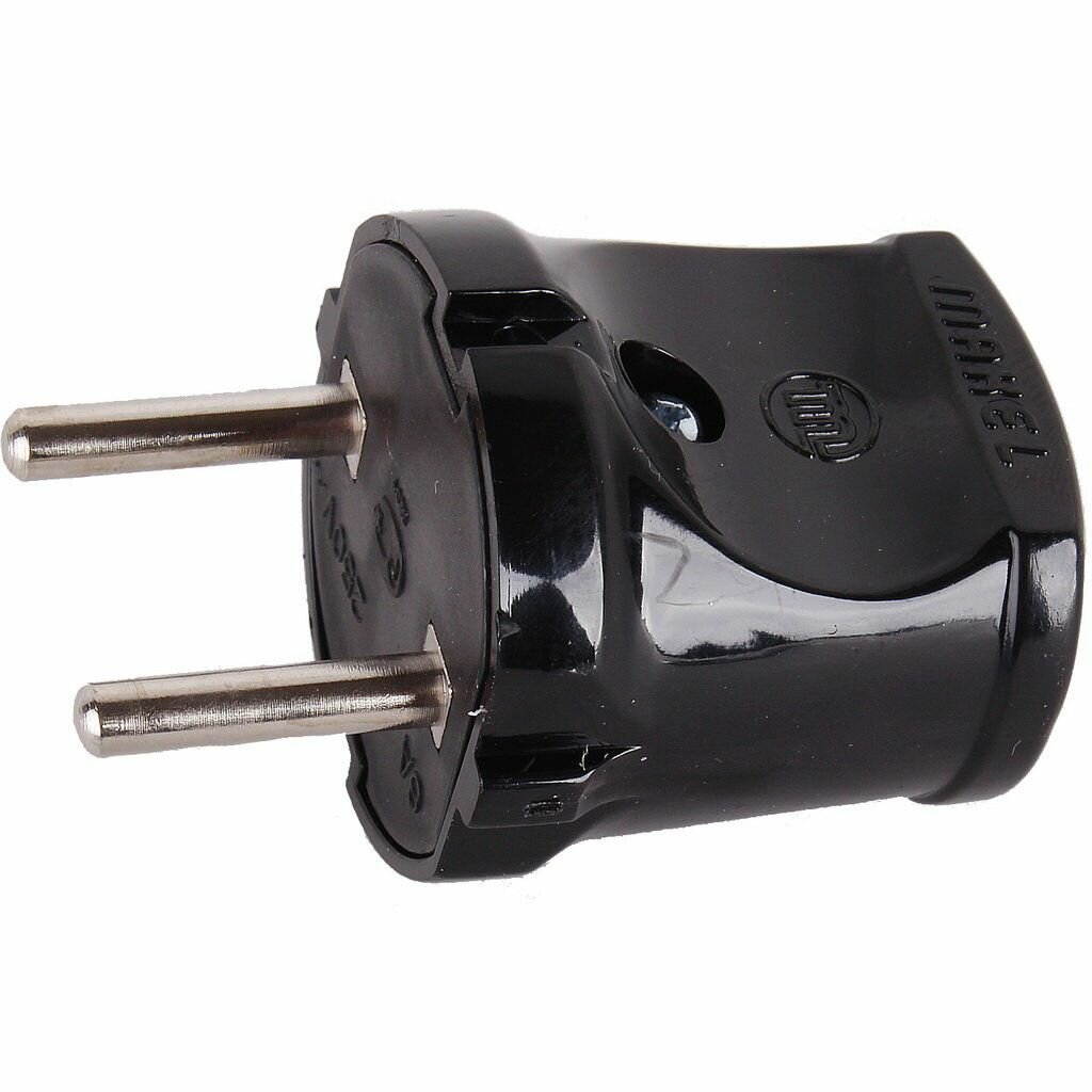 MU Вилка 6А черная (10051)