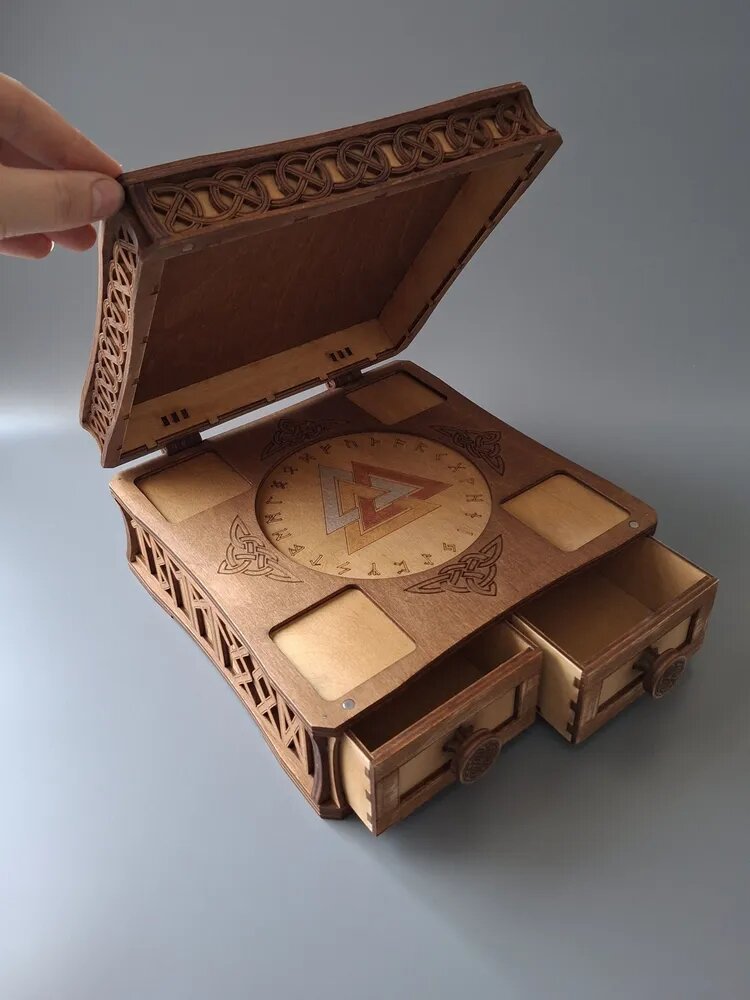 Походный рунический алтарь для ритуалов "Вороны Одина". Алтарь для рун