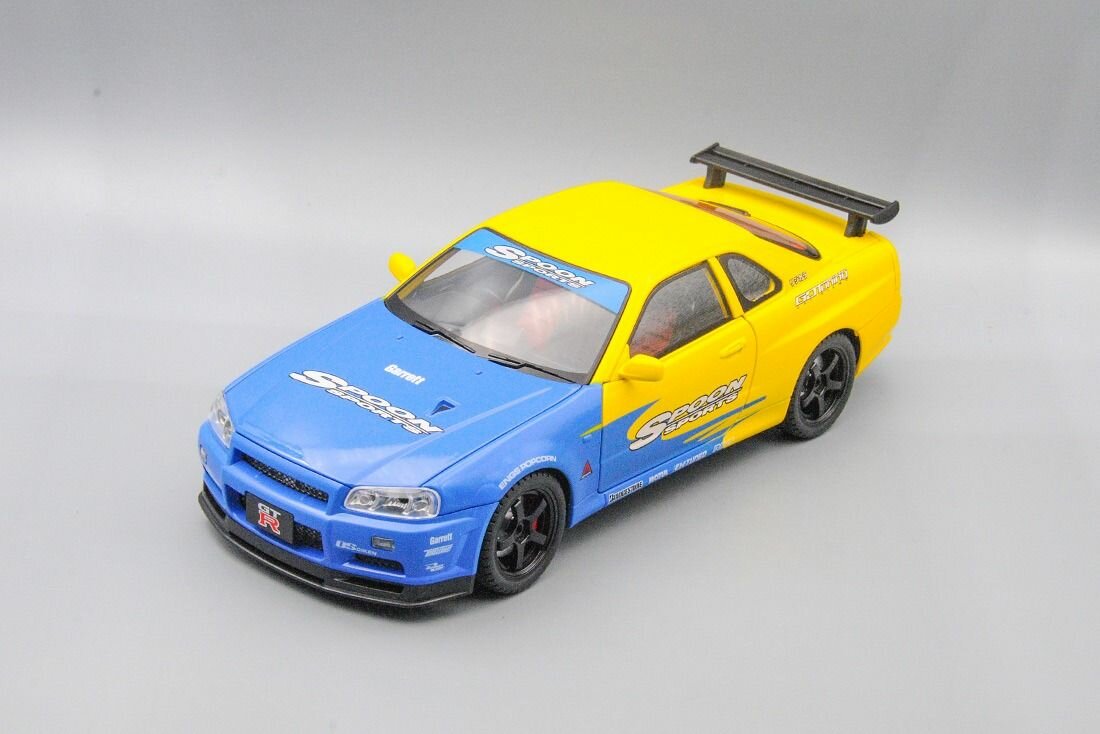 Nissan Skyline GT-R, жёлтый, 26 см, масштаб 1:18, модель коллекционная, без упаковки