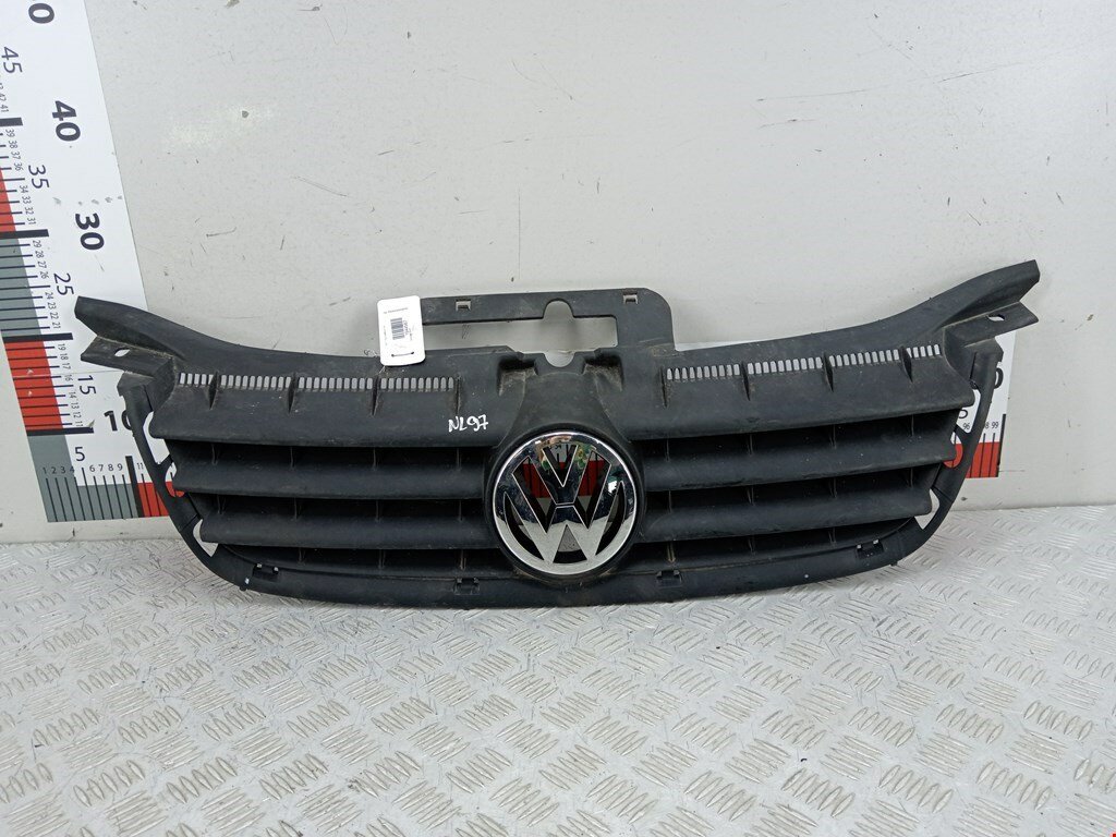 Решетка радиатора Volkswagen Touran 1 1T0853651A арт. 1944967