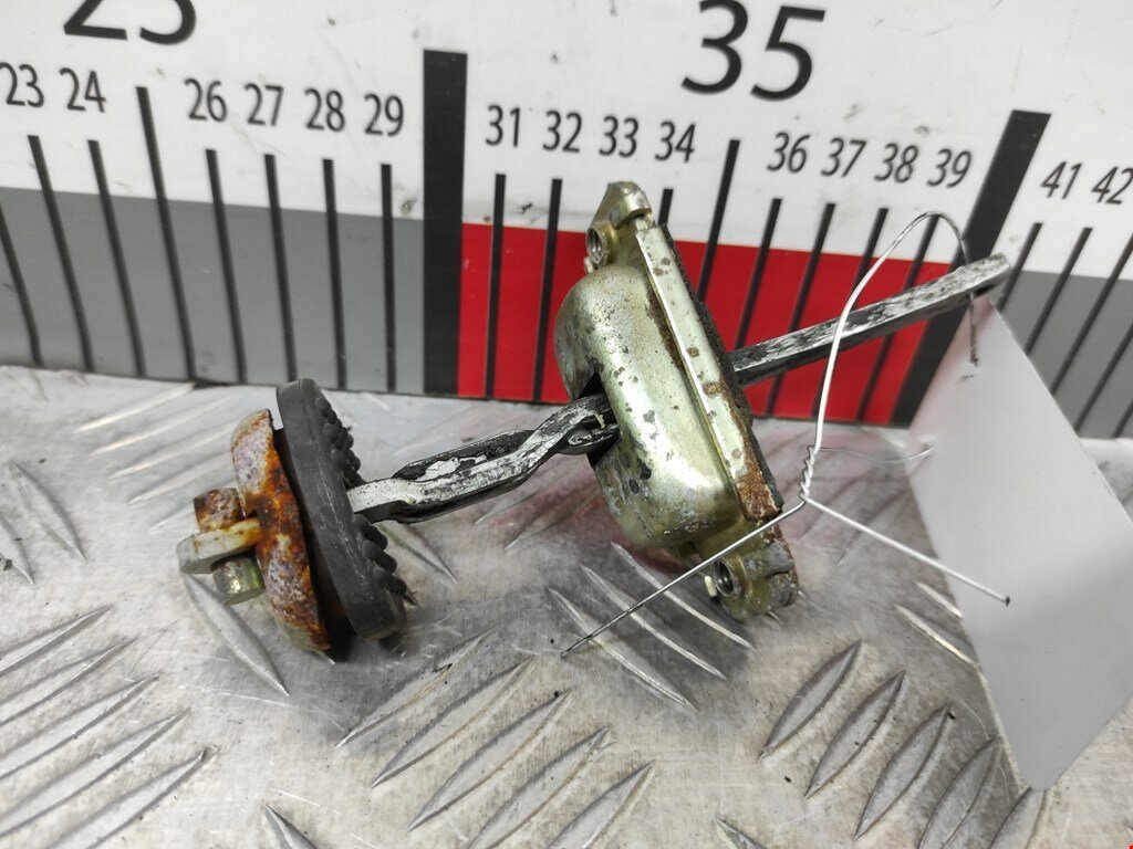 Ограничитель открывания двери Honda Civic 6 72840ST3E01 арт. 2035585