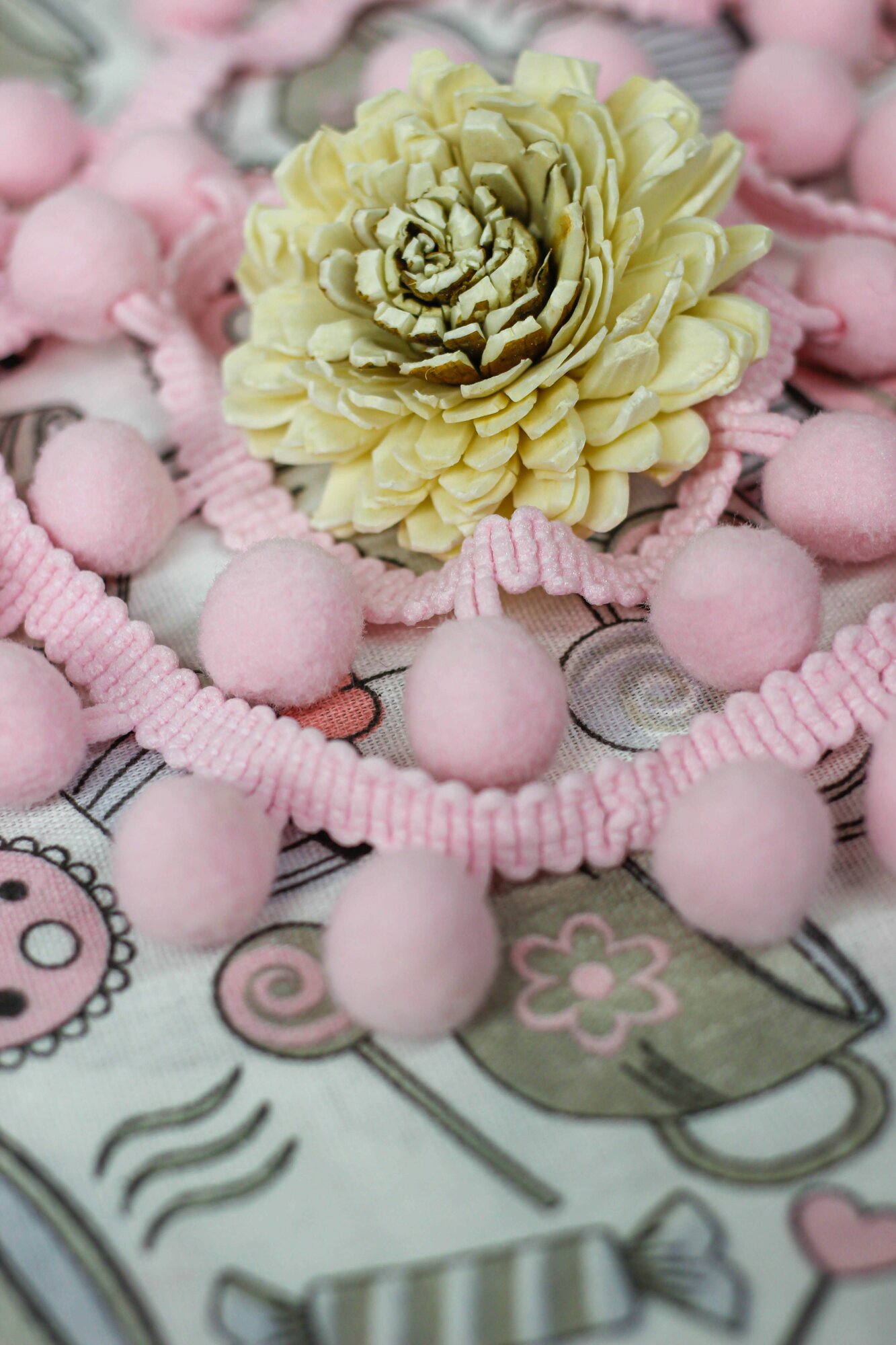 Декоративная бахрома с помпонами/тесьма с помпонами для творчества