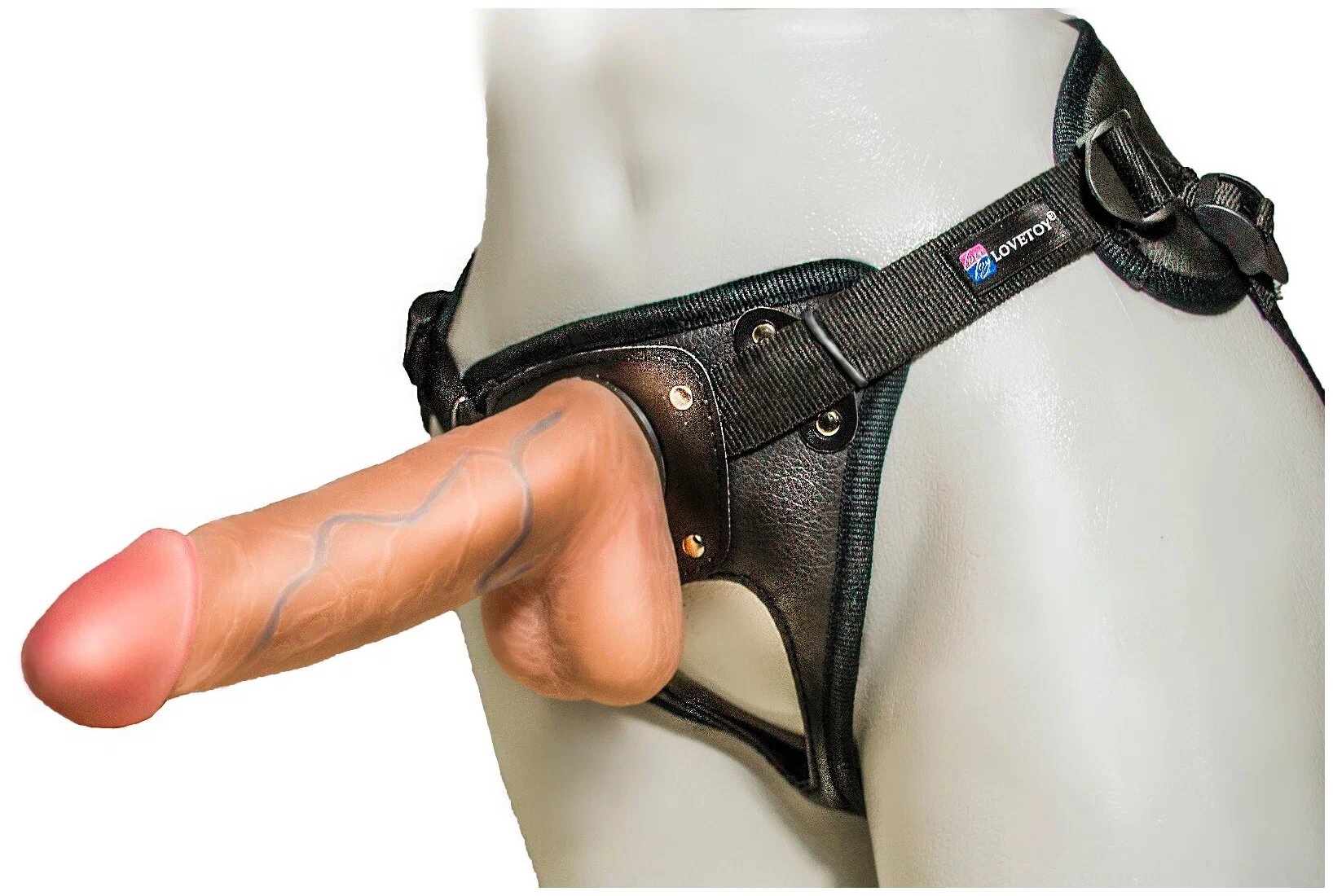 Страпон с насадкой из киберкожи HARNESS, реалистичный, 17 см