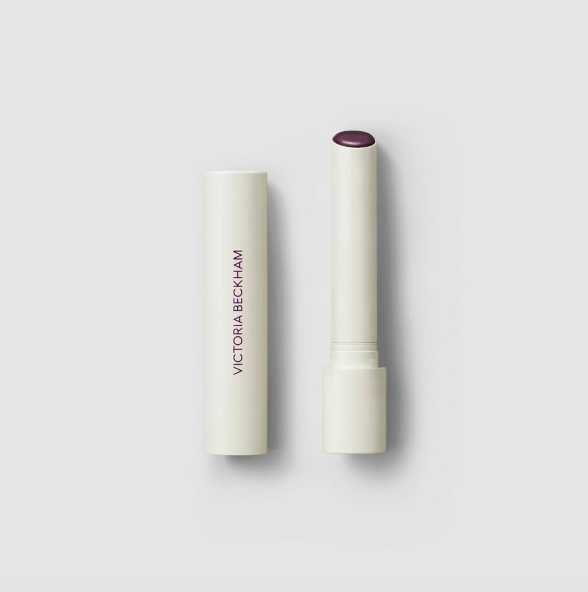 VICTORIA BECKHAM Питательный бальзам для губ Posh Balm Nourishing Lip Shine (Cassis) 1,8 г