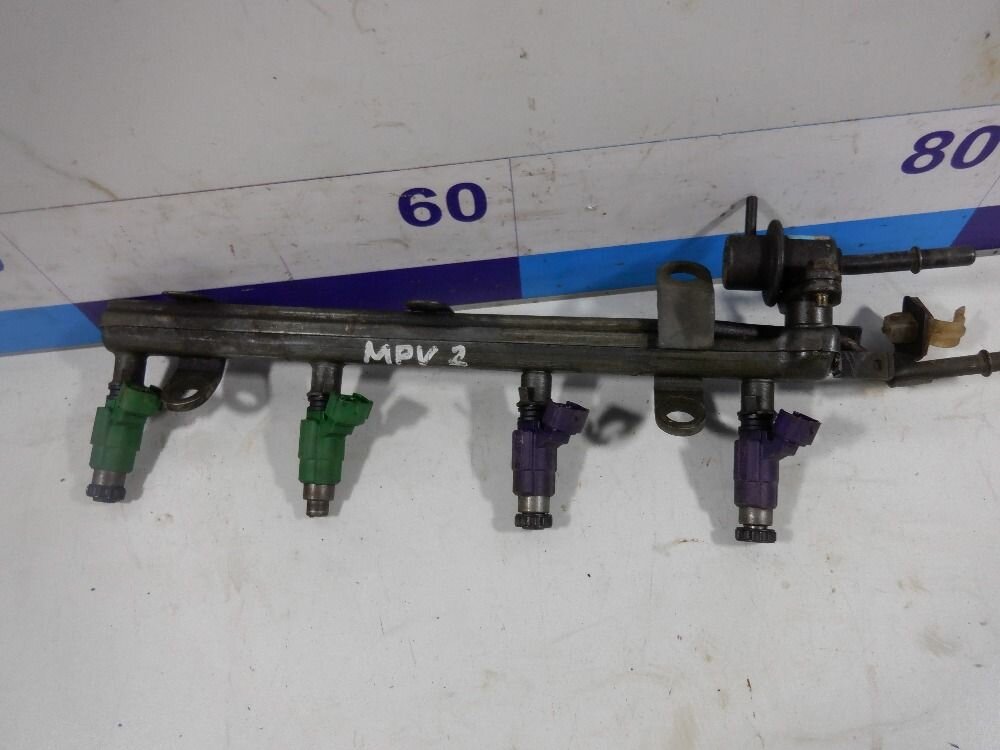 Форсунка топливная Mazda MPV II