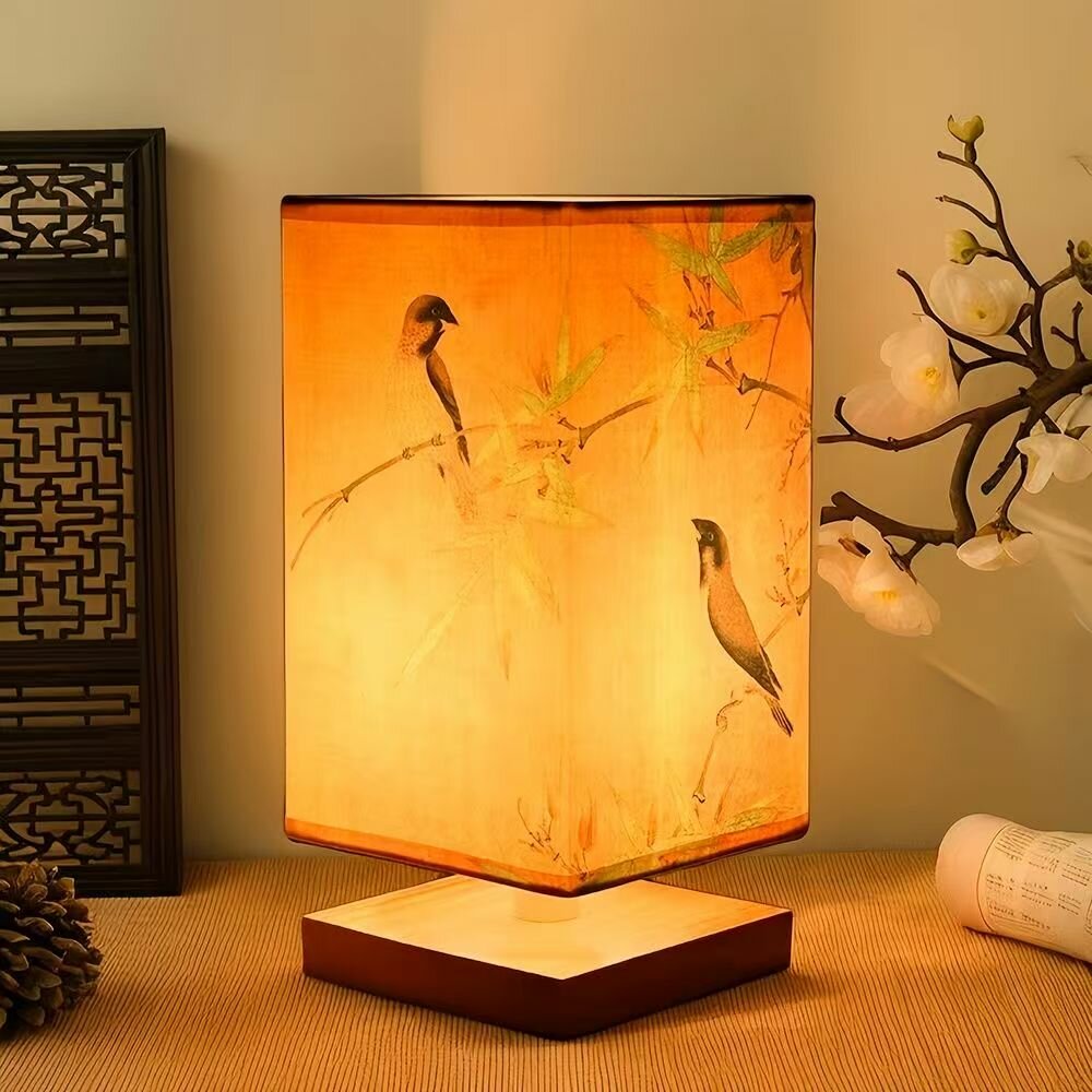 Настольная лампа с каллиграфией Синшу в китайском стиле с тремя уровнями регулировки цвета.