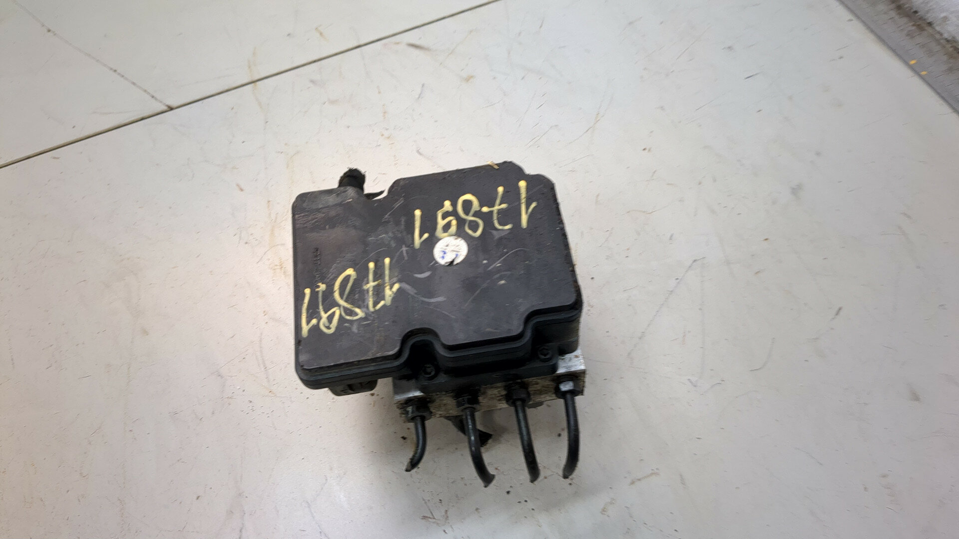 Блок АБС,насос Hyundai Sonata 7 LF Б/У