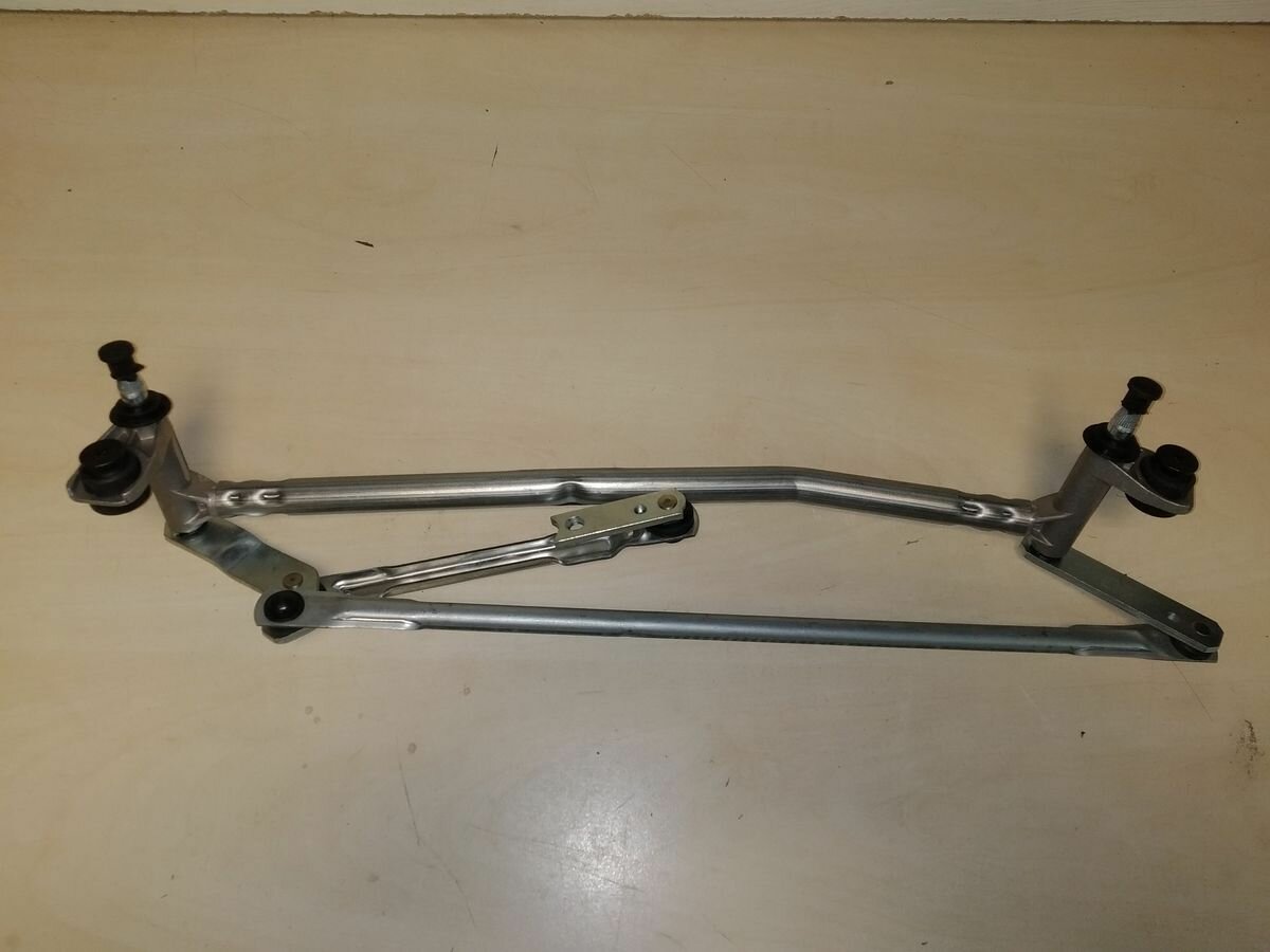 Трапеция дворников новая Volkswagen Passat B6 B7