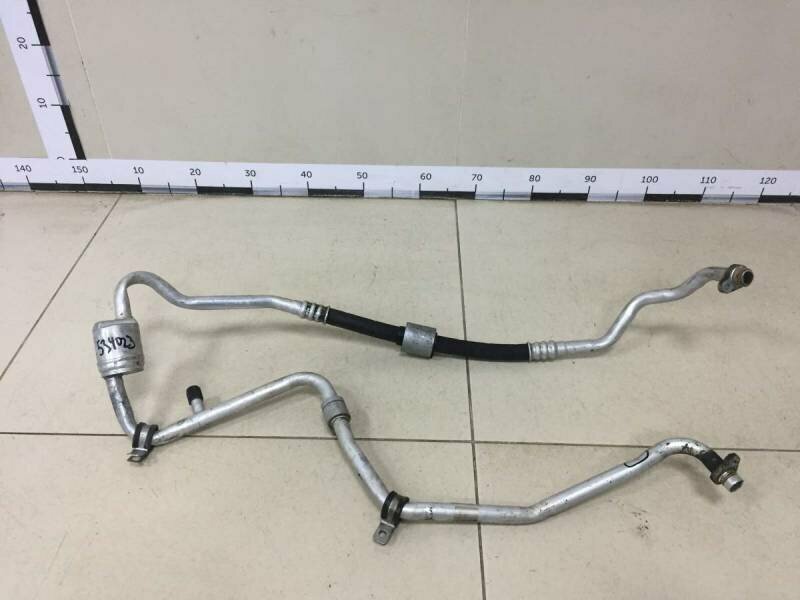 Трубка кондиционера Renault Sandero 2009-2014 кат.номер: 924809007R
