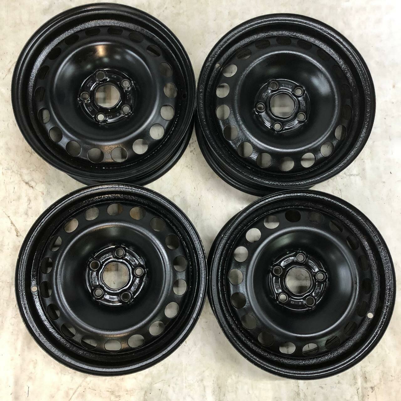 Колесные диски Штампованные 15x6 PCD 5x105 D56.6 ET39 (оригинал)