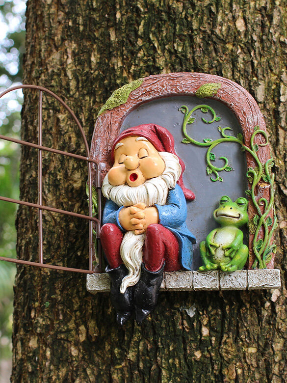 Фигурка садовая