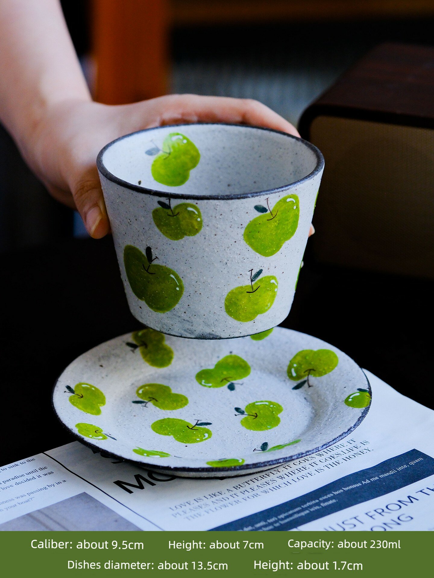 Керамическая кофейная чашка Yifang: милая кружка в форме яблока, ретро-дизайн, креативная чашка для латте,