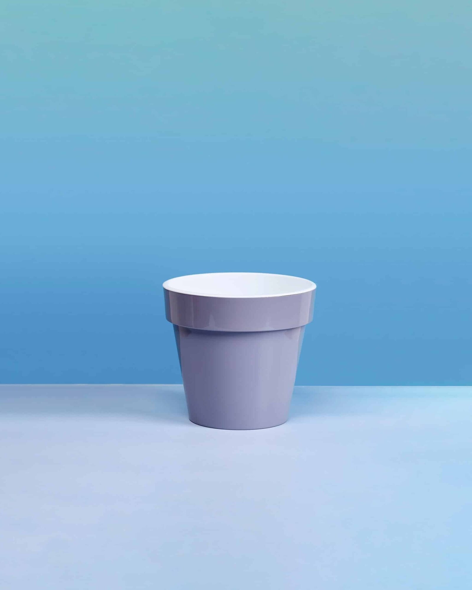 Кашпо для цветов Plast avenue / Пласт Авеню Порто со вставкой, пластиковое серый шелк, диаметр 14.5см объем 1.0л