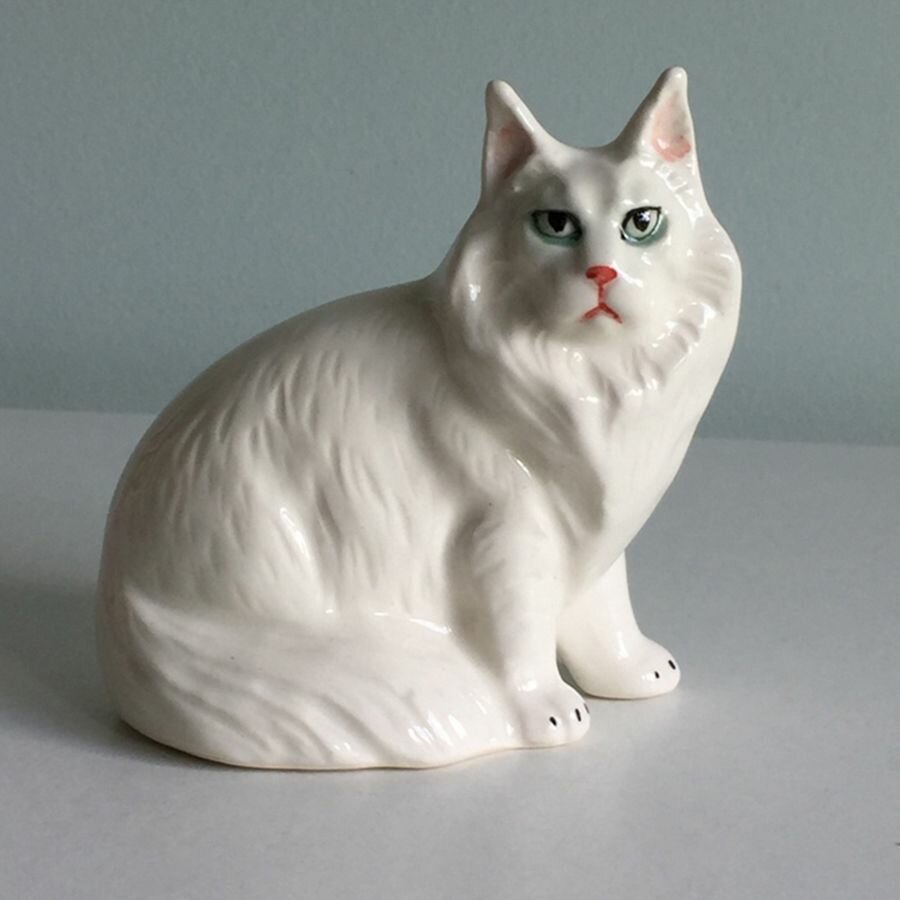 Фаянсовая скульптура Мейн-кун белый mini